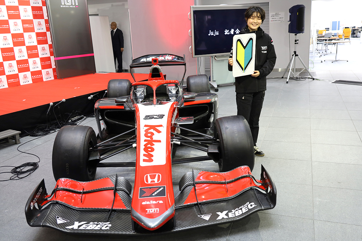 SUPER FORMULA（スーパーフォーミュラ）に史上最年少、18歳の日本人女性ドライバー"Juju"がデビューします! | CAR ...